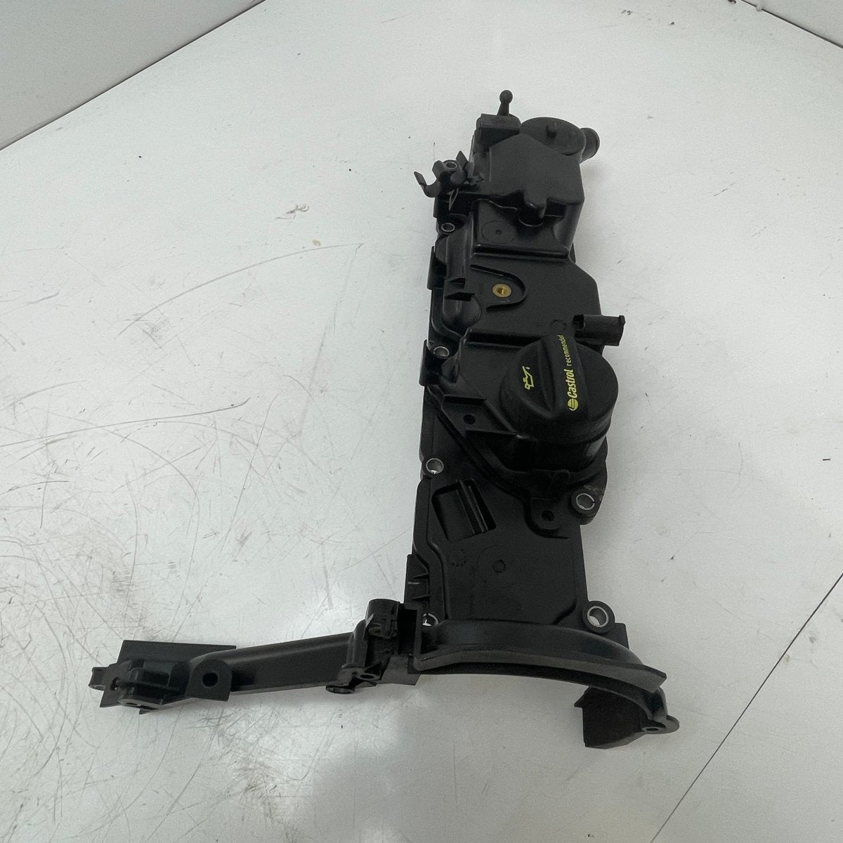 2015-2019 / Ford / Fiesta / Rocker Cam Cover / 1.5L Diesel / M06042A19