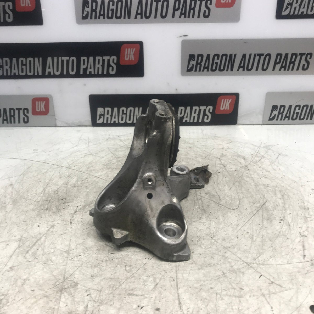 Ford / Ranger / Engine Mount Bracket / 2.0L Diesel / JB3G-6B033-AC