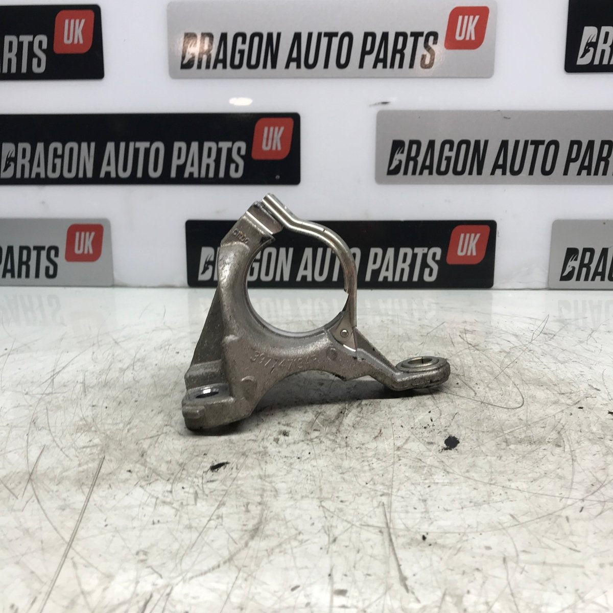 2013-15 Renault / Engine Mount Bracket / 1.5L Diesel / 397747134R