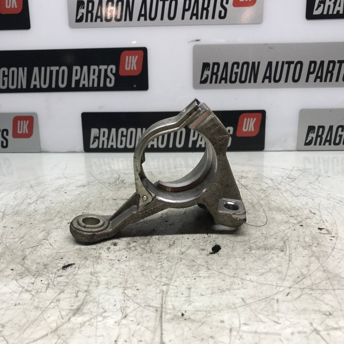 2013-15 Renault / Engine Mount Bracket / 1.5L Diesel / 397747134R
