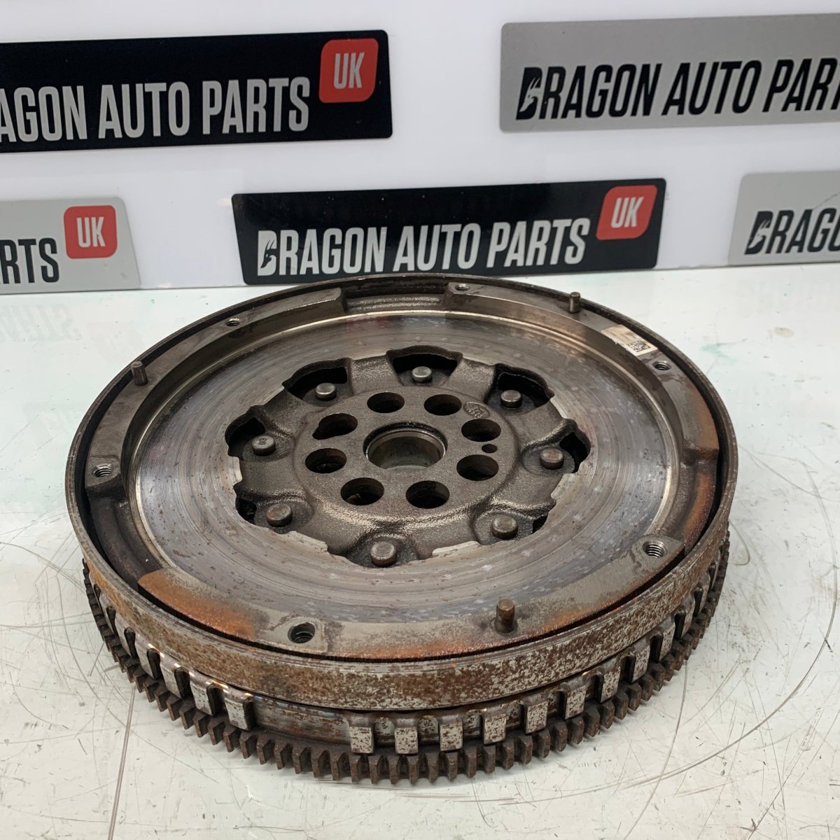 2018-2022 Mercedes-Benz / 1.6L Diesel / Dual Mass Flywheel / 123101986