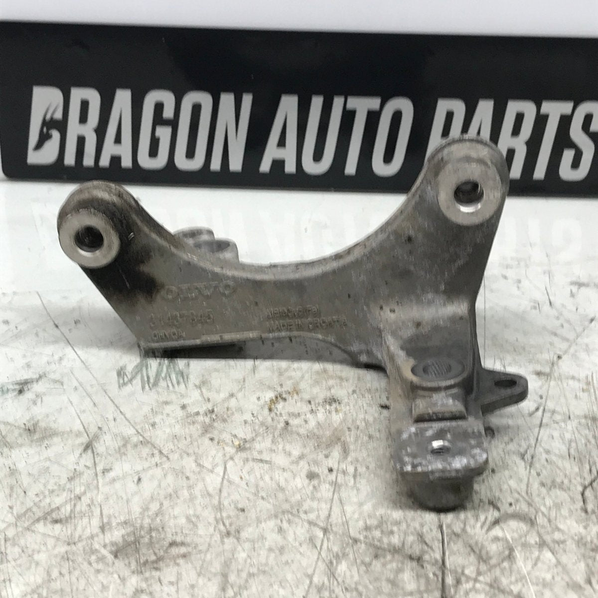 2021 Volvo V90 D5 / Auxiliary Bracket / 2.0L Diesel / 31437845