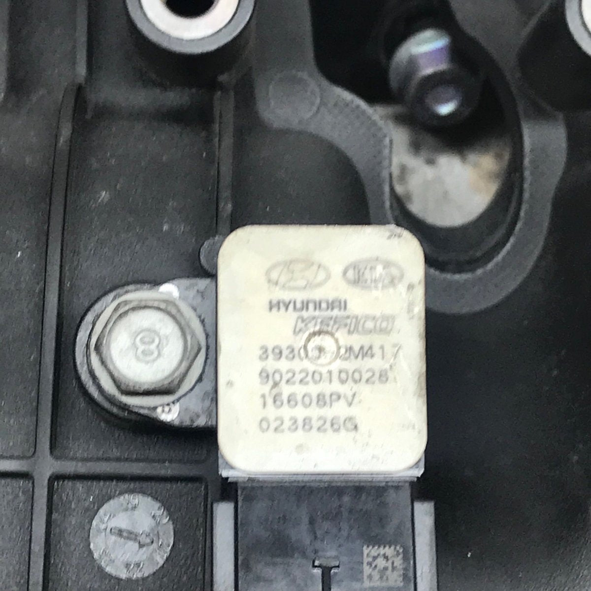 Hyundai/ Intake Manifold / 20-On / 1.6L Petrol-Hybrid / 39300-2M417/28