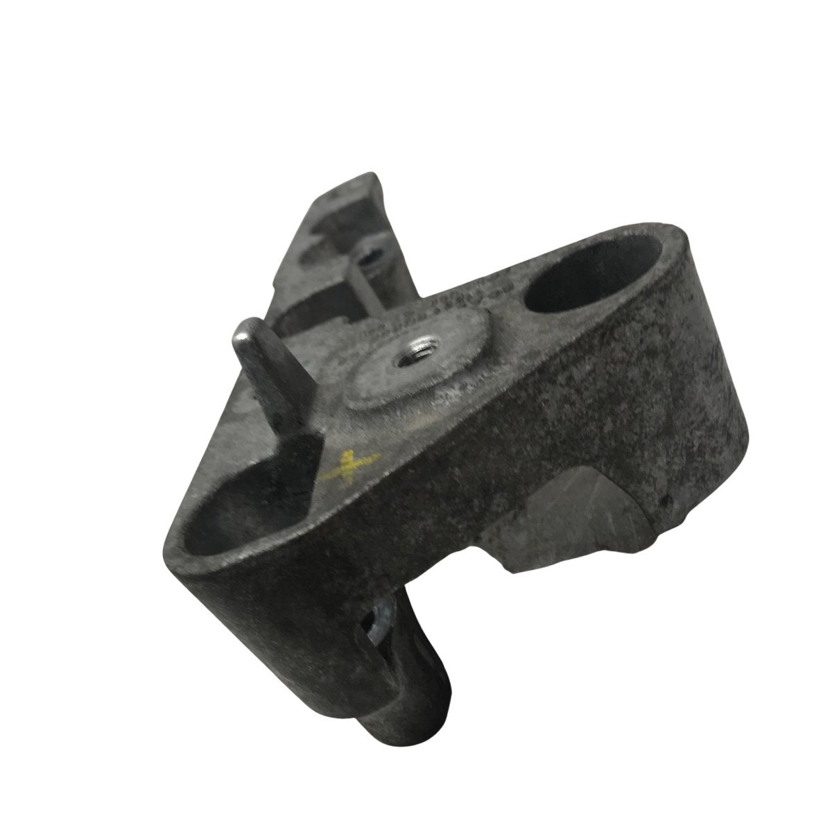 Mercedes / Engine Mount Bracket / 2019 / 1.5L Diesel / A2472400700