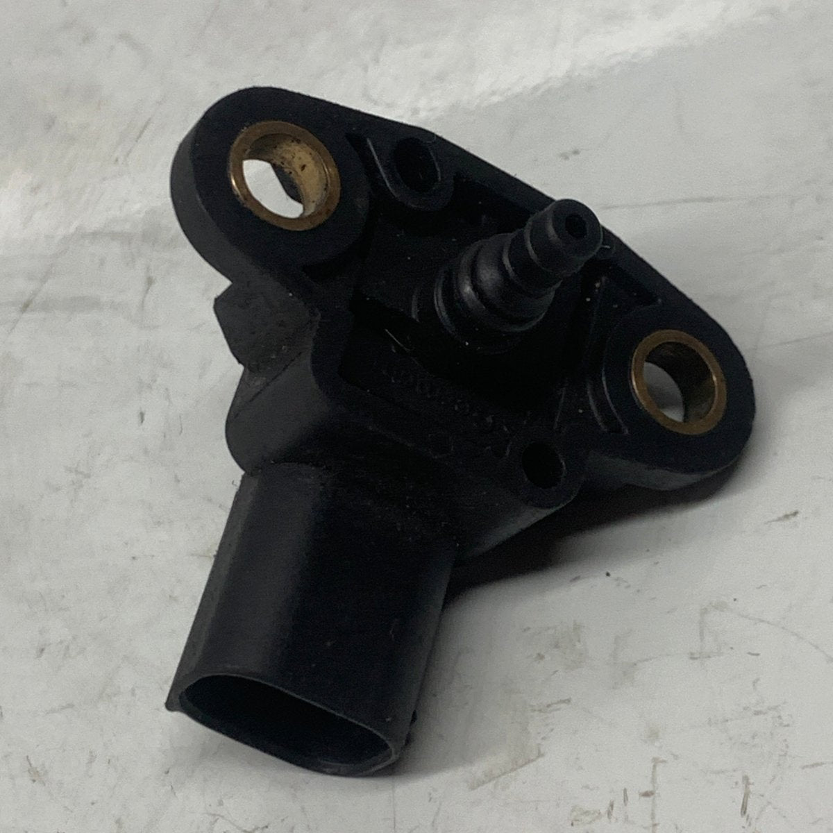 Mercedes / MAP Manifold Air Pressure Sensor / A0061531528