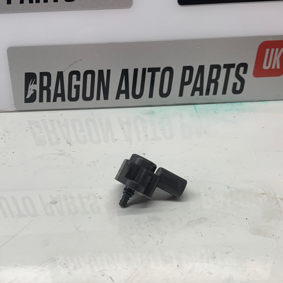 Mercedes / Map Manifold Pressure Sensor / A0051535028