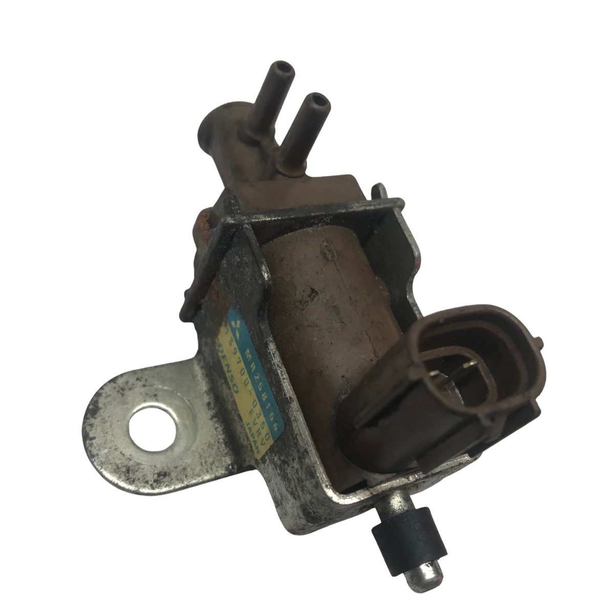 Mitsubishi / Emissions Control Valve / 3.2L Diesel / MR258166