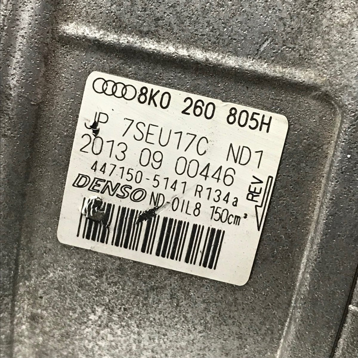 VW/Audi/Skoda/Seat / A/C Compressor / 07-14 / 4.2L Petrol / 8K0260805H